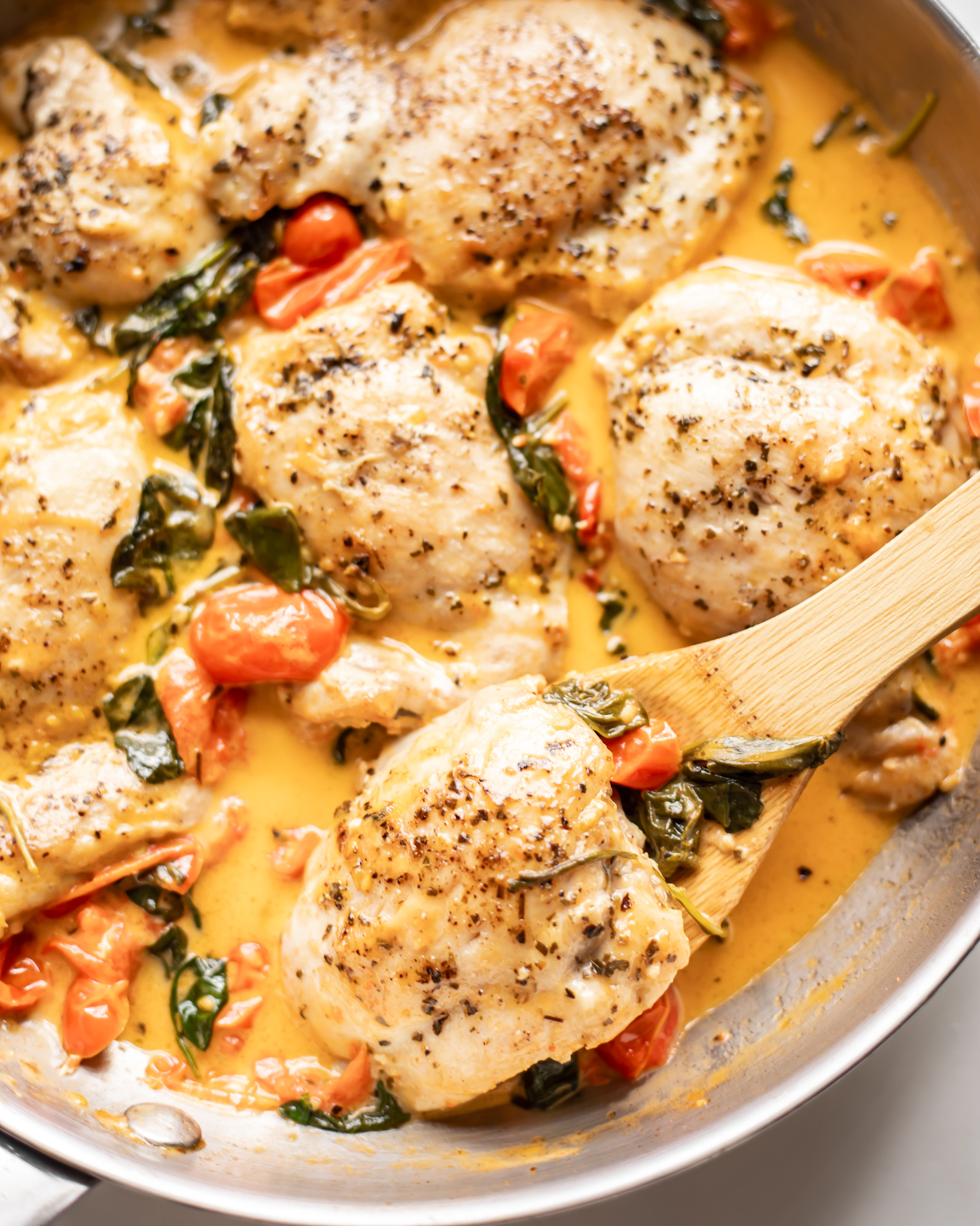 Creamy Tuscan Chicken (Only 9 Ingredients!) – The Farmstead Chick ...